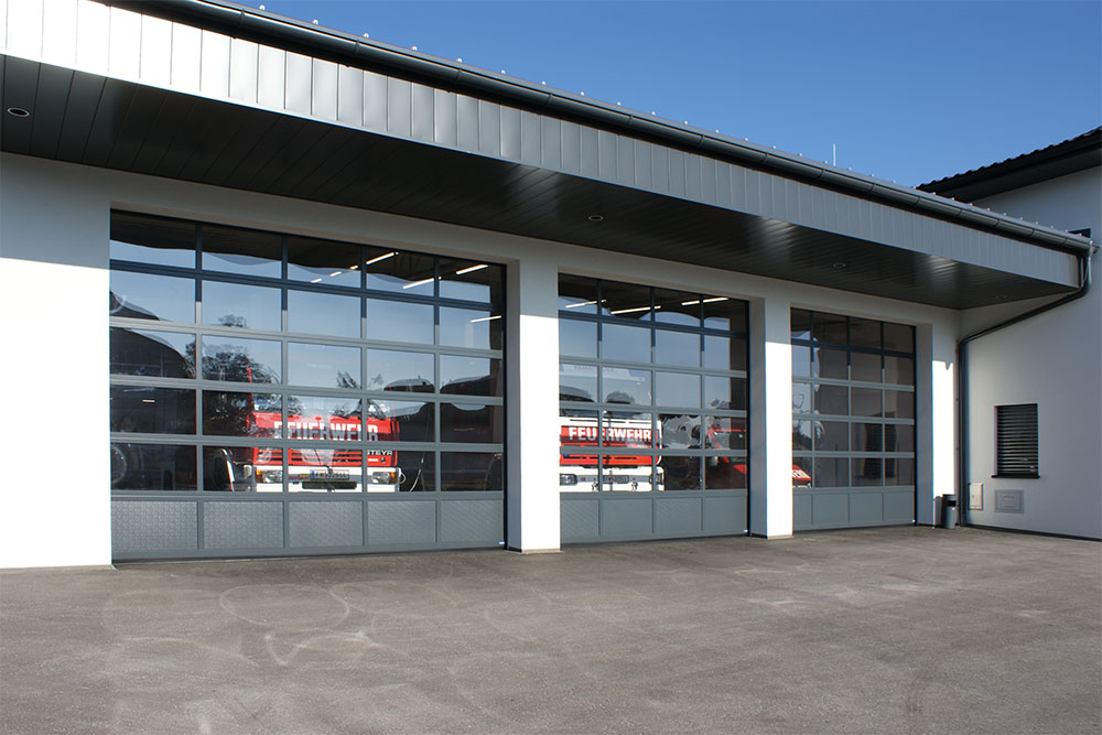 Sektionaltore, Sektionaltor, Industrie - Lindpointner Torsysteme GmbH